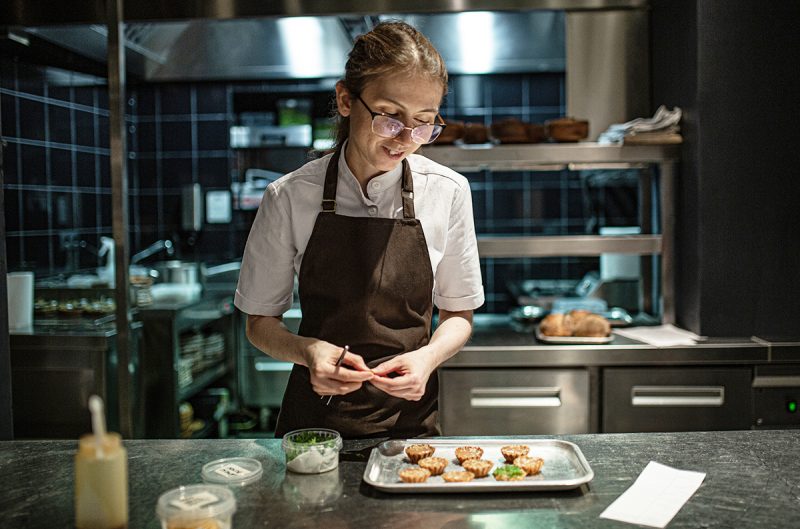 Kisült-e már: Dusha Csenge, a SALT cukrászséfe és a lengyel “Ringató ...