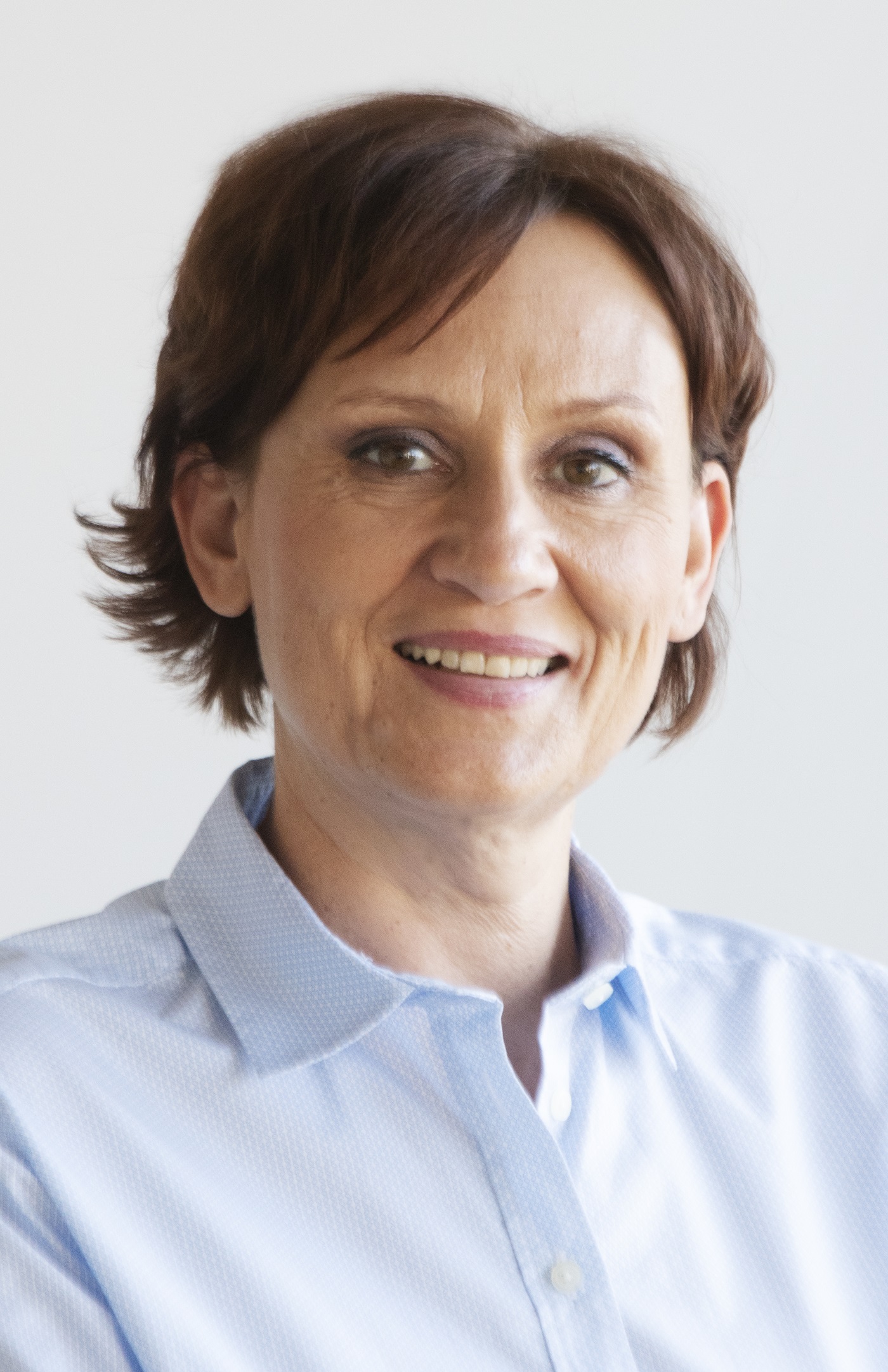 A munkám a szenvedélyem: dr. Breuer Anita, a Logiscool egyik alapítója | Marie Claire