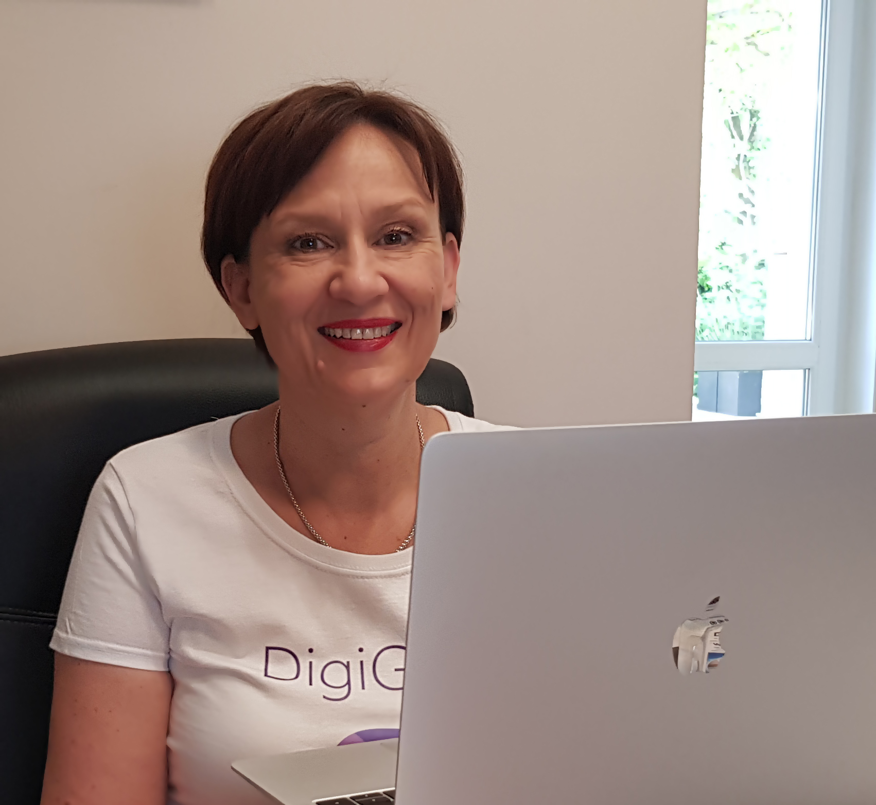 A munkám a szenvedélyem: dr. Breuer Anita, a Logiscool egyik alapítója | Marie Claire