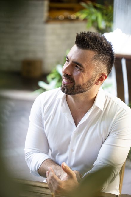 A férfi, aki bejön nekünk: dr. Kulja András, a TikTok orvosa | Marie Claire