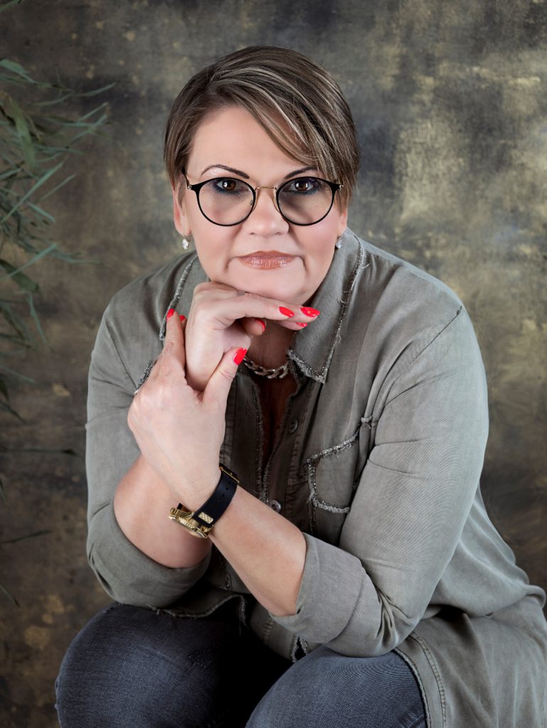 Nappal hiteltanácsadó és édesanya, éjjel a maffia embere – saját ...