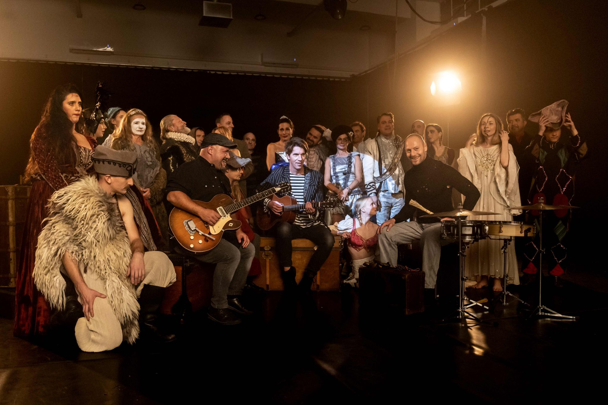 Kiss Tibi, Csonka András és Hegedűs D. Géza együtt énekli: minden egy ...