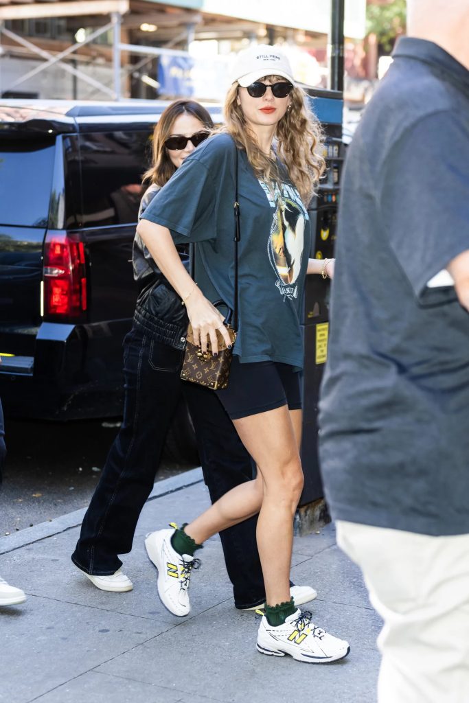 Taylor Swift sneaker influencerré vált - Ez most a kedvence