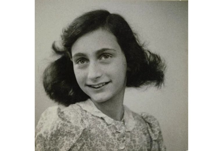 Történelmi kvíz: hány híres embert ismerünk fel a képeken?