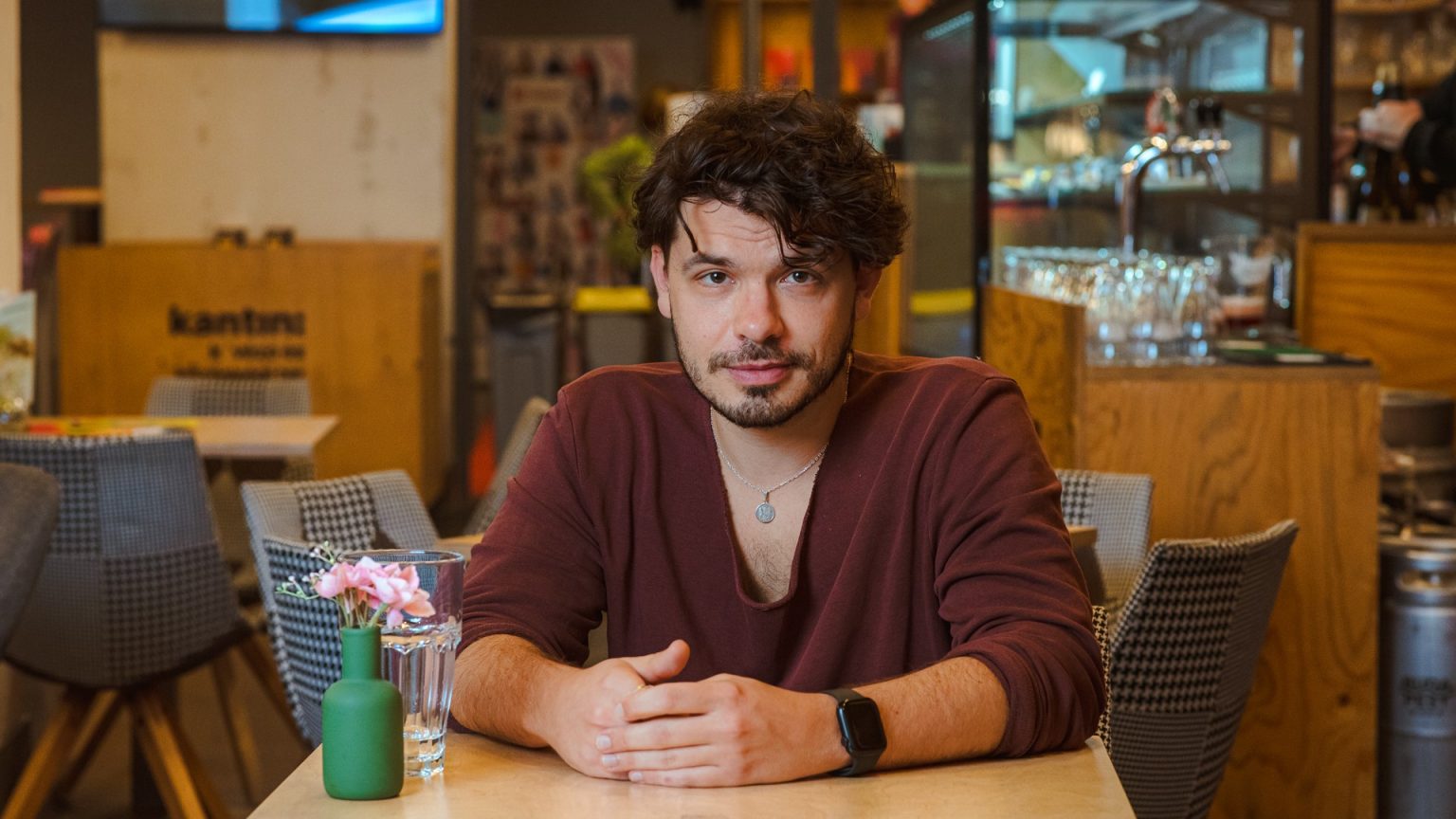 Interjú Béres Bencével, a Katona József Színház színészével