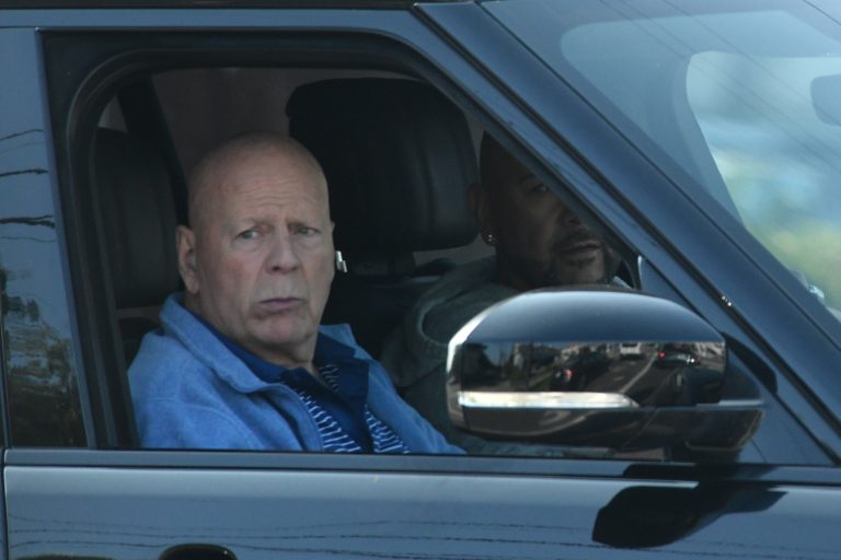Szomorú hír a beteg Bruce Willis állapotáról | Marie Claire