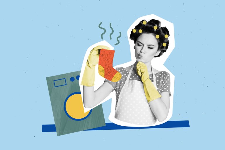Miért fontos a zoknit mosás után vasalni is? | Marie Claire