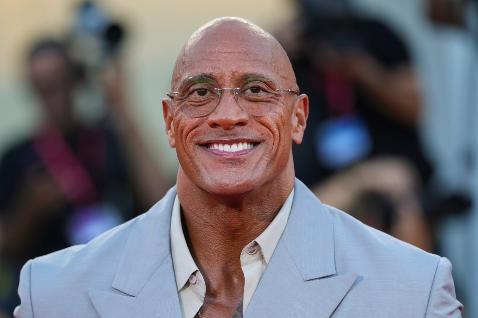Velencei filmfesztivál: Dwayne Johnson drámaian lefogyott