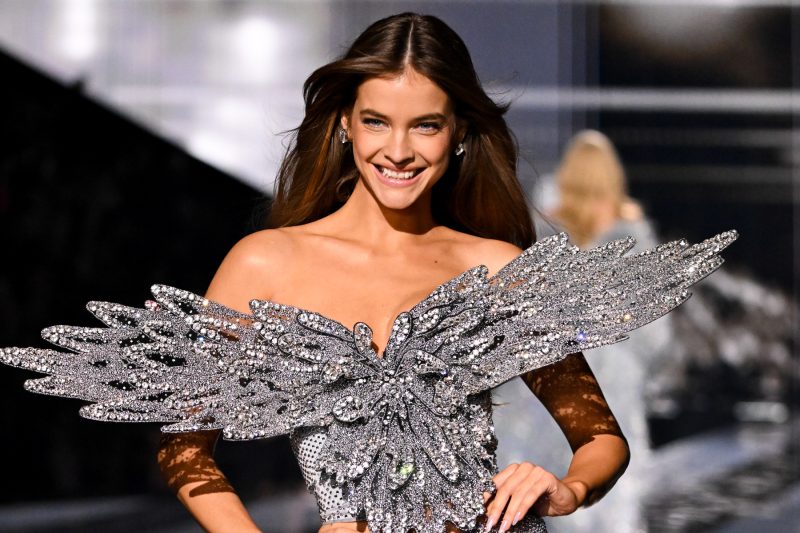 Palvin Barbara ezért vágyik Magyarországra | Marie Claire