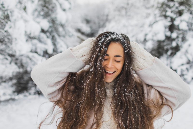 Hajápolás télen 40 felett: így előzd meg a hajhullást